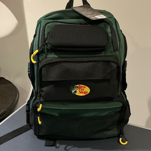 Bass Pro Shops | Bags | Bass Pro Shops Dark Green And Black Backpack ...